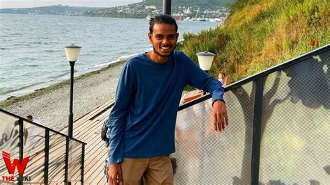 Nomad Shubham Actor Height Weight Age Affairs Biography And More