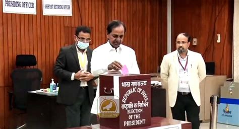 Presidential Election Polling Underway In Hyderabad Amaravati