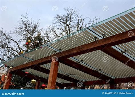 Pergola With Plexiglass Roof At Nicole Vesely Blog
