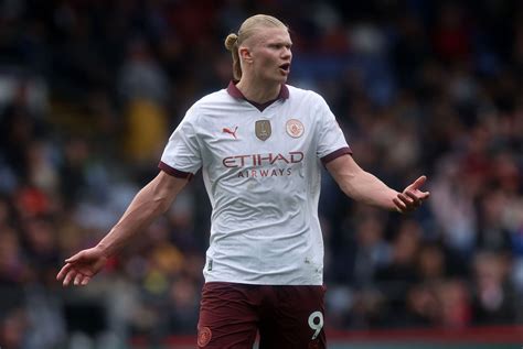 Haaland 2025 Barcelona Celene Kalindi