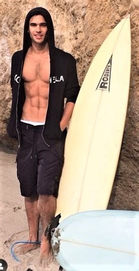 Alejandro Rosalenys Feet