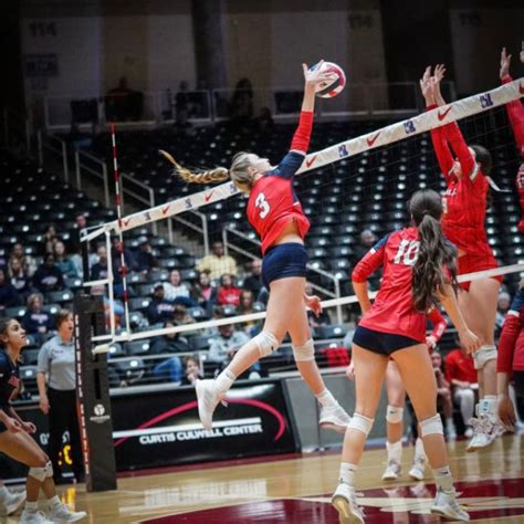 Kynadi Halls Volleyball Recruiting Profile