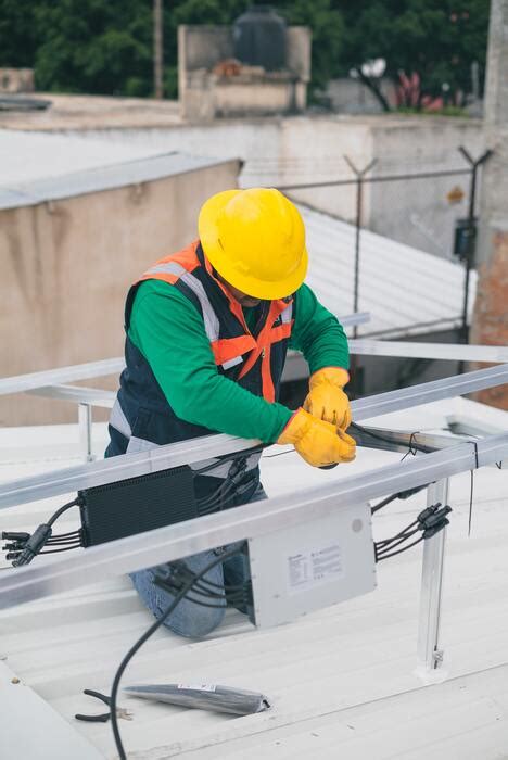 Denver Electrical Contractors Vs Electricians Whats The Difference