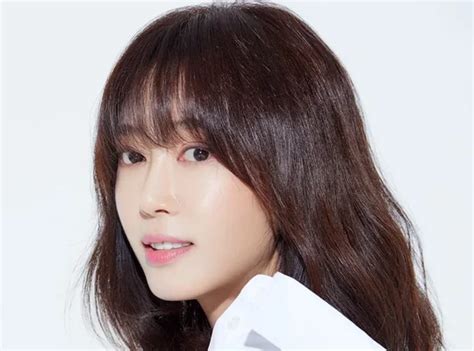 Kang Ye Won Unnies Profile Age And Facts 2023 Updated Kpopping Kang Ye Won Unnies Profile Age And Facts 2023 Updated Kpopping