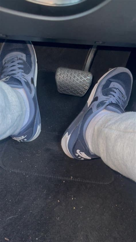 Diesel Very Hard Revving