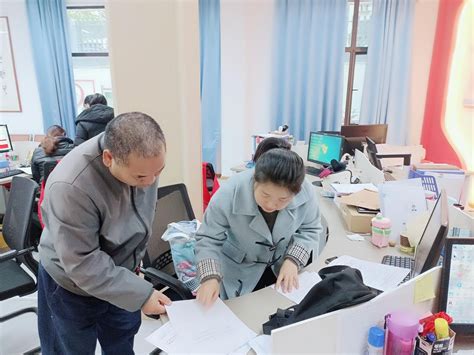 “一窗通办”让群众少跑腿—三峡西陵网—西陵新闻网