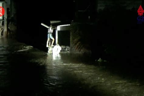 BPBD Ungkap Beberapa Penyebab Banjir Malang ANTARA News