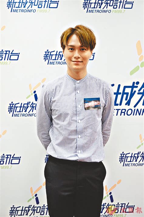 胡鴻鈞暗戀人只敢「觀望」 香港文匯報