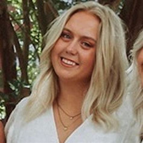 Olivia Elofsson Product Specialist Xpeng Bilia Linkedin