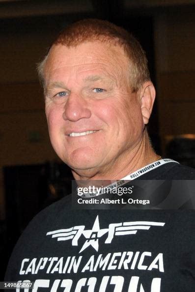 Actor Reb Brown Participates In The Hollywood Show Held At Burbank News Photo Getty Images