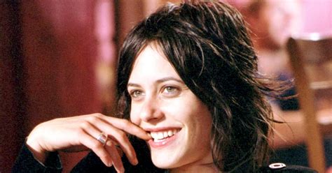 Plus Sized Androgynous Women Fashion