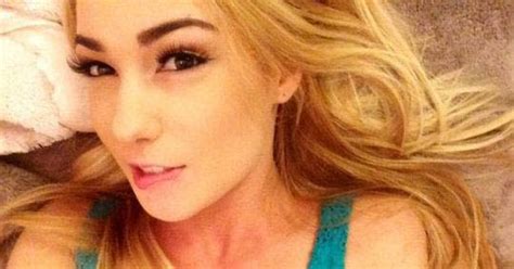 Cerita Seru Bagiku Dia Seorang Mafia Sex