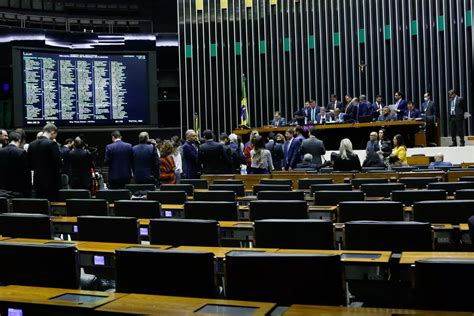 Câmara Conclui Votação Em Primeiro Turno Da Pec Dos Benefícios Sociais