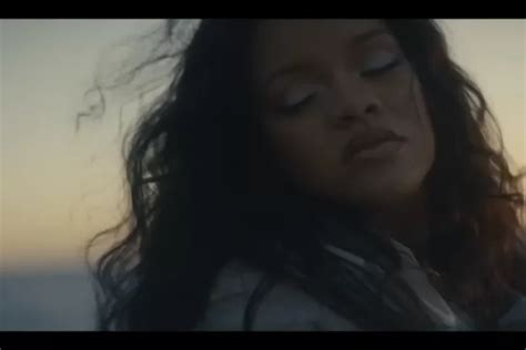 Lirik Lagu Lift Me Up Dari Rihanna Soundtrack Black Panther Wakanda