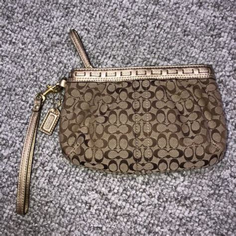 Coach Signature Beige Canvas Gem
