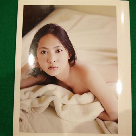 谷村美月 写真集 『 Fake 』 メルカリ