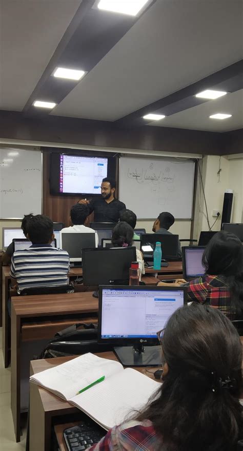 syed aamer hashmi on linkedin workshop on machine learning with python