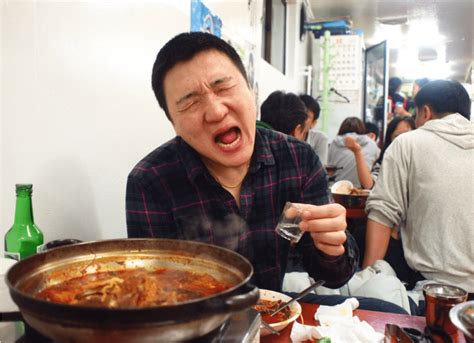 只需滴一滴食用油，白酒好坏一看便知，建议爱喝酒的酒友搞清楚方法因为李兴发