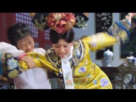 皇后趁皇上不在教訓灰姑娘哪料被灰姑 直接撂倒懲治太解氣了 中国电视剧 新还珠格格 赵丽颖 李晟 海陆 张睿 阚清子