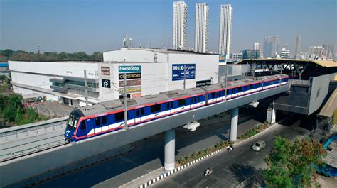 Mumbai Metro 2a 7 Provides Much Needed Respite To Motorists On