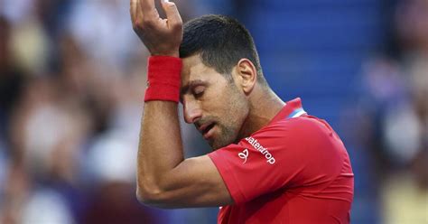 Australian Open 2024 Novak Djokovic Se Encara Con Aficionado En El