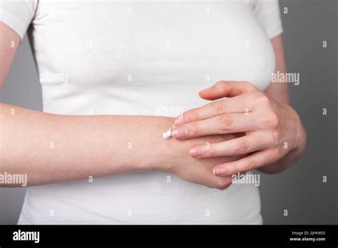 Swelling Arm Hi Res Stock Photography And Images Alamy