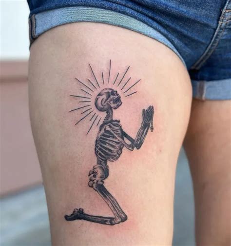 94 Praying Hands Tattoo Designs That Will Rejuvenate Your Faith In Religion