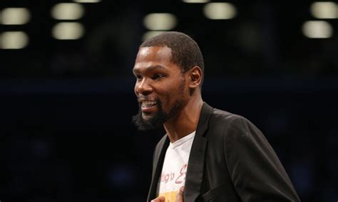 Kevin Durant Explains Why He Still Has A Twitter Burner Account