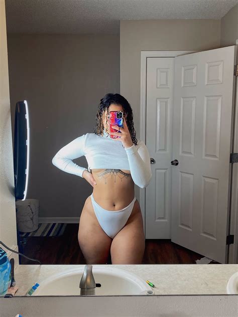 St Cie ShesFreaky