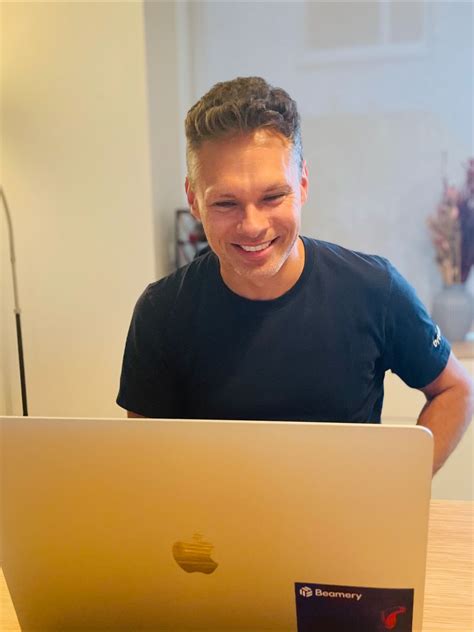 Robinarms Careers Dreamjob Litrendingtopics Interviewing Robin Daniels 27 Comments