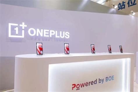 真——照亮你的美，一加12屏幕要“爆灯”！tom科技