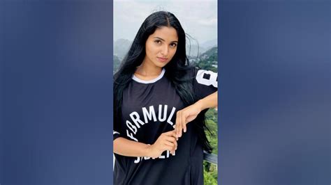 ගෑනුන්ගෙ 64 මායම් දැකල නැත්තම් පොඩ්ඩක් මෙයා ඉන්න නාට්‍යයක් දෙකක්