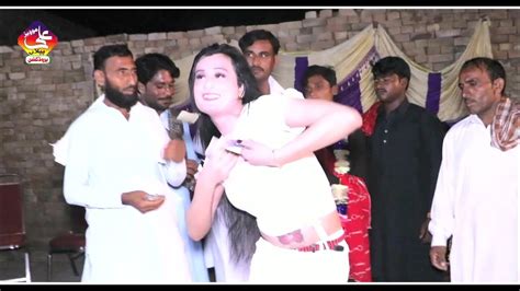Titlee Khan| Dhol Nashi Mera Behra Show - New Dance Performance - YouTube