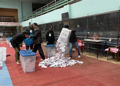 कास्की २ रवि लामिछानेको पार्टीको अग्रता कायमै एमाले पछ्याउँदै