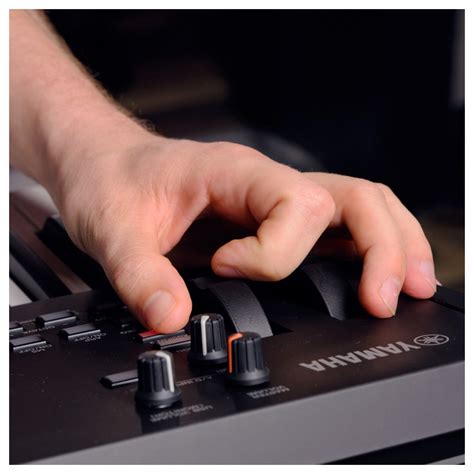 Yamaha Modx7 Plus Synthesizer Keyboard At Gear4music