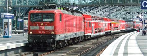 Class 143 Db Electric Locomotive In Push Pull Set Configuration In