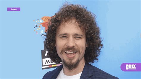 Luisito Comunica Anunció La Llegada De Su Línea De Ropa El Mexicano