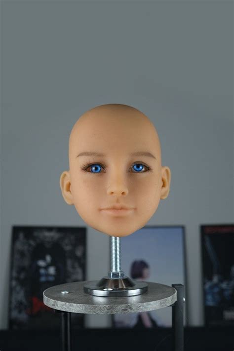 Irontech Doll Head Zlovedoll