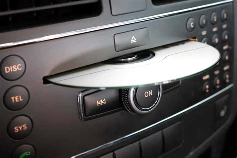 What Car Stereos Can And Cannot Play