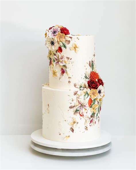 Impress Your Guests With These Fall Wedding Cake Flavors Weddingchicks