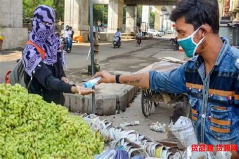 新手摆摊卖鞋需要注意什么摆地摊有什么经验 进口代购 货品源货源网