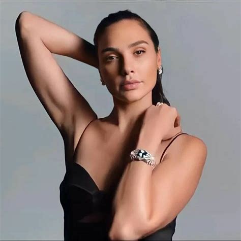 Pin By Alejandro Vacas On Gal Gadot Gal Gadot Gal Gal Gadot Photos