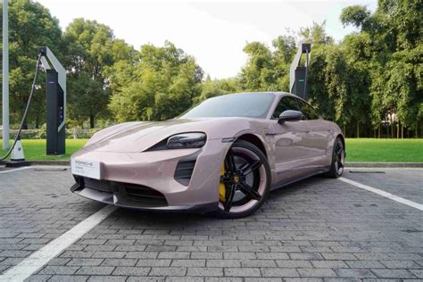 购买保时捷易手车 Taycan Turbo S 尽在 上海浦东保时捷中心