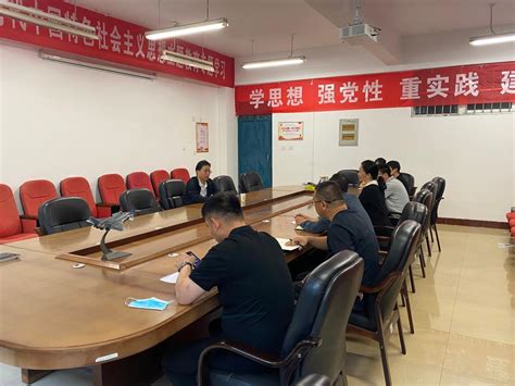 副校长牛晓玉到飞行学院调研 飞行学院