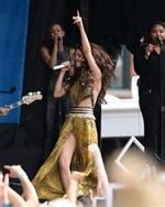 Selena Gomez Flashes Her Flesh Colored Panties Selena Gomez Flashes Her Flesh Colored Panties
