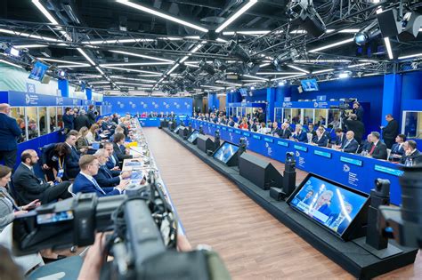 Близо 50 европейски лидери обсъждат завръщането на Доналд Тръмп