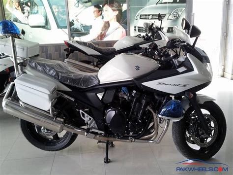 Islamabad Police Has New Hondas Heavy Bikes Honda Bikes Pakwheels
