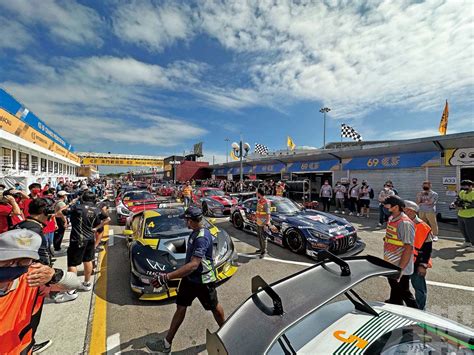 大賽車開鑼 首日8000觀眾入場 澳門力報官網