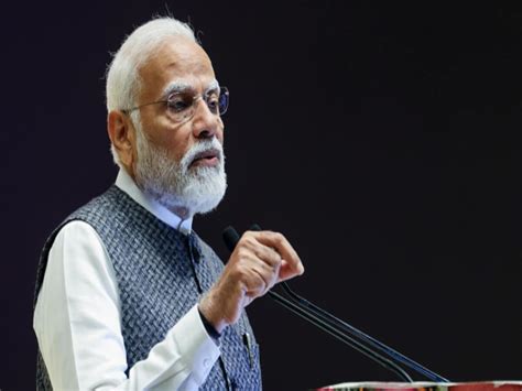 Pm Modi Gave A T Of Rs 41 Thousand Crores To The Country 550 Railway