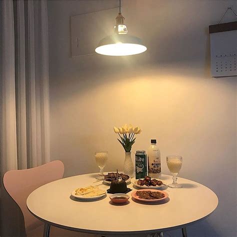 아늑한 분위기로 체고 💛 화이트 인테리어는 언제나 예쁘구나 🙂••yura0715 님의 셀프인테리어 💡 บ้าน วอ
